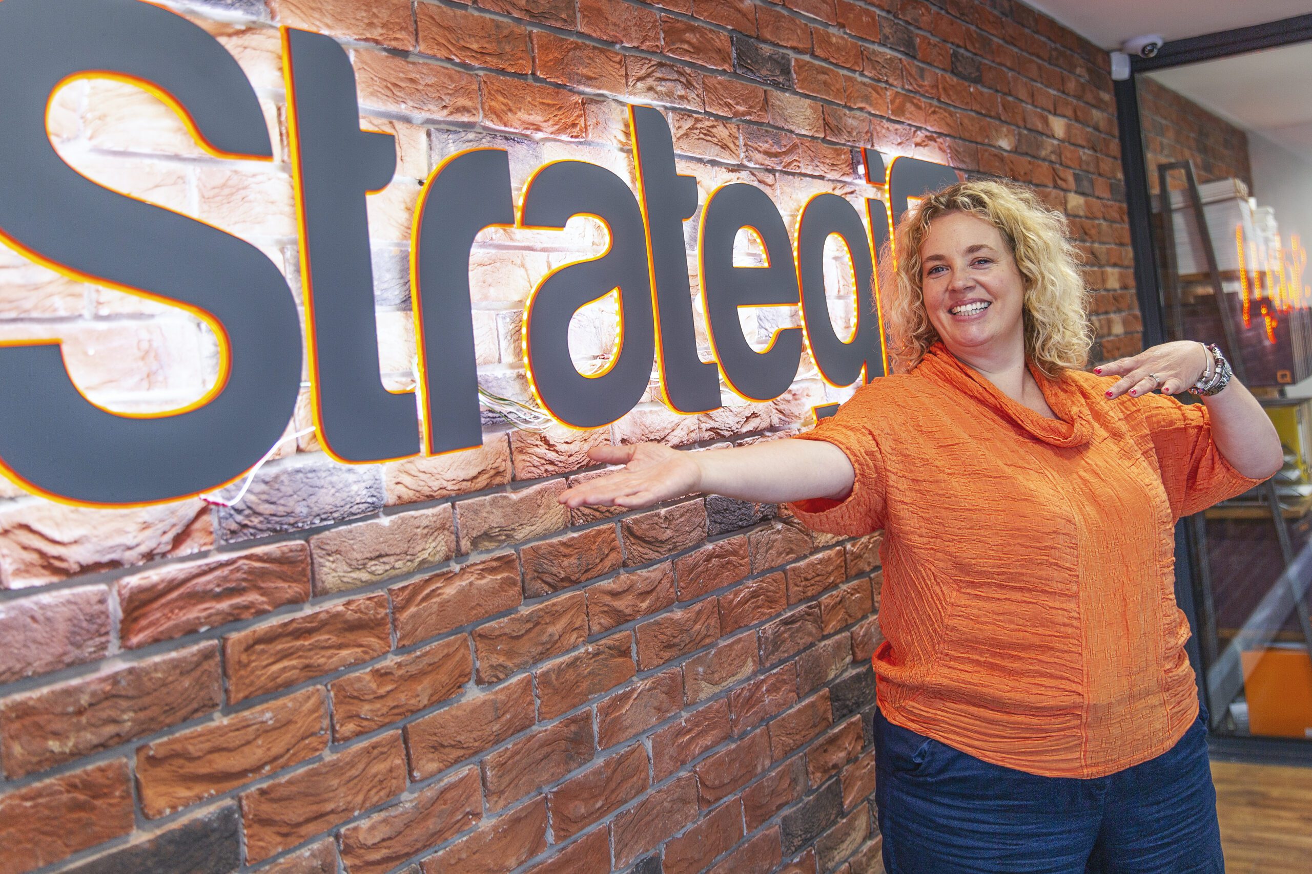 Sweeeet Caroline, Dun Dun Dun | StrategiQ